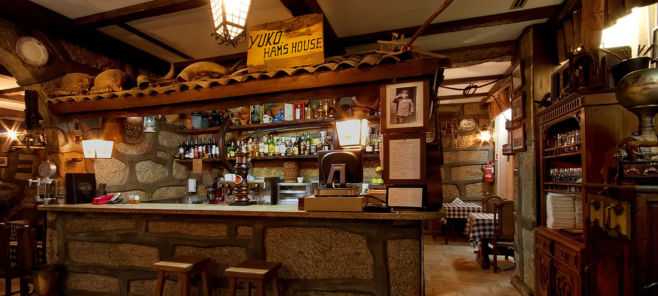 Yuko Tavern Porto – A famosa Francesinha Yuko restaurante